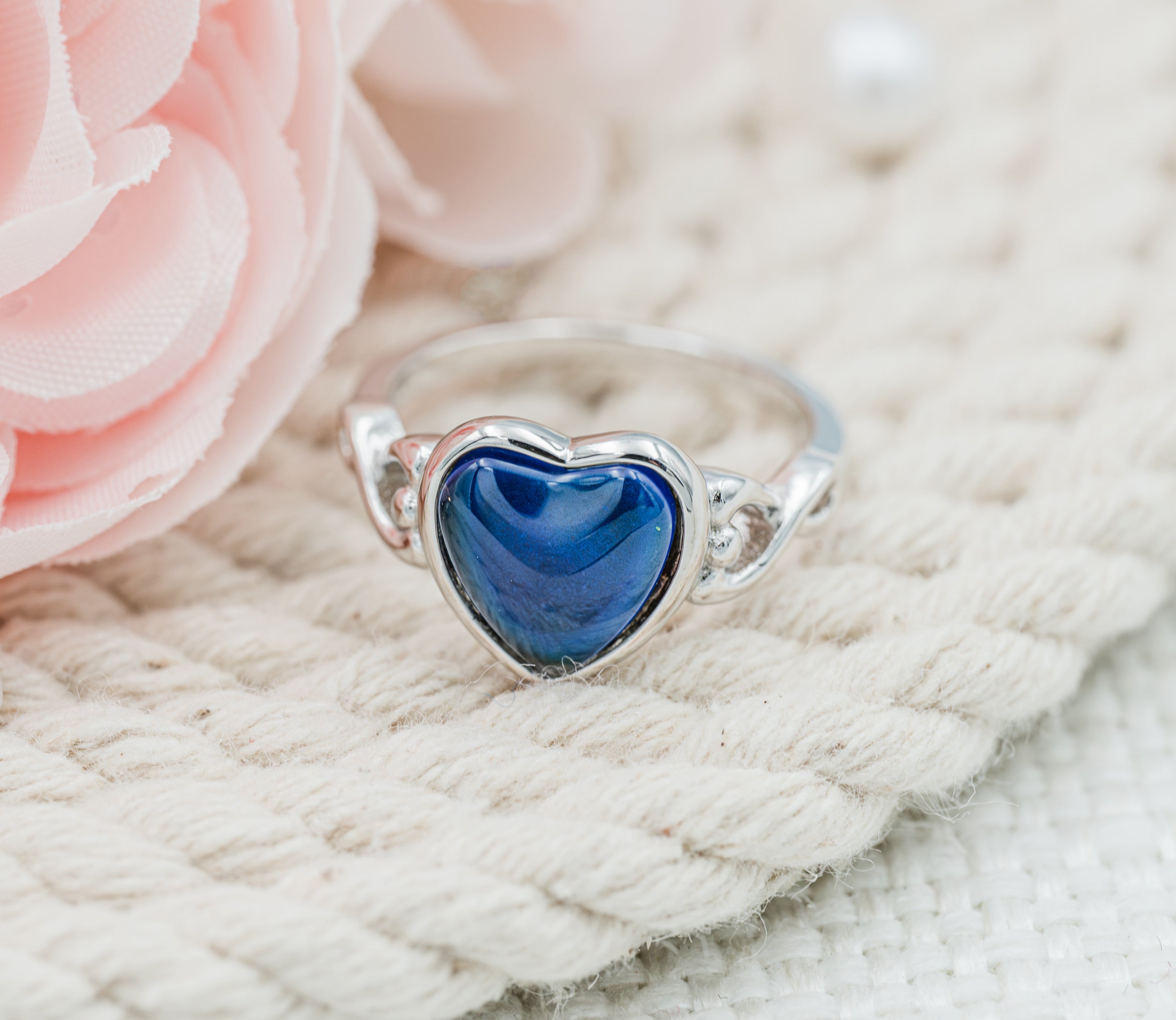 Sterling Silver Color Changing Heart Mood Ring for Children and Women ...